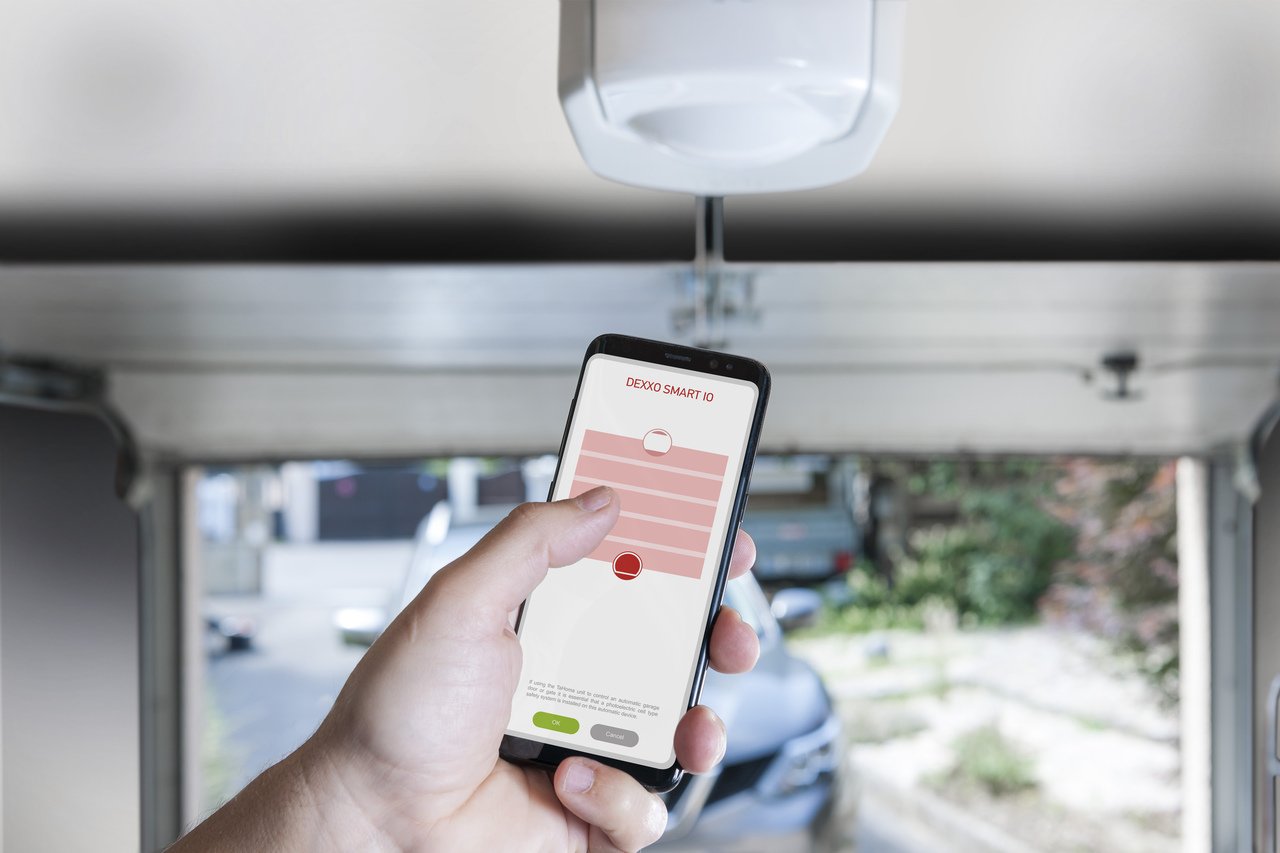 Dexxo Smart io - Wysokowydajny napęd do standardowych bram garażowych